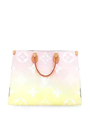 LOUIS VUITTON Onthego The Pool Monogram Giant Gm Tote Bag - Pink
