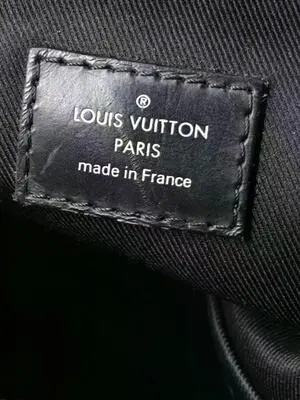 LOUIS VUITTON Avenue Sling Bag Damier Graphite Crossbody Bag