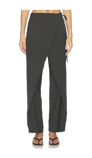 ST. AGNI Wrap Rouleau Pants In Grey