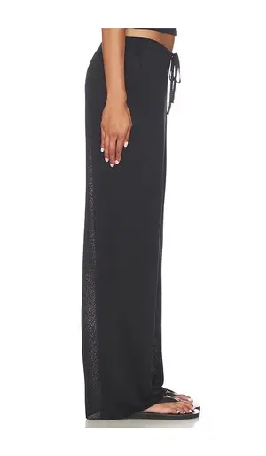 Lioness Femme Pant In Black