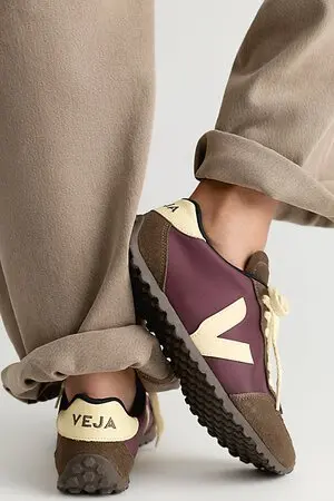 VEJA Gt Sneakers - Amarante/butter
