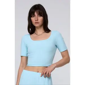 JUANA Classics Squareneck T-shirt - Sky Blue