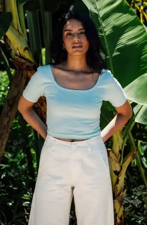 JUANA Classics Squareneck T-shirt - Sky Blue