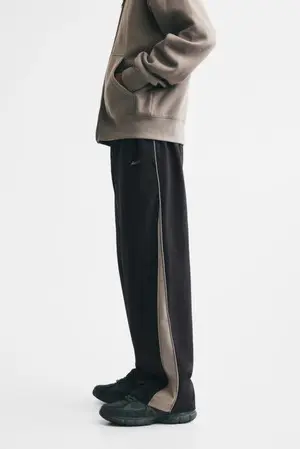 H&M Loose-fit Nylon Track Pants - Black/sport 92