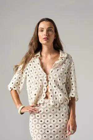JBQ Braydon Top In Circle Macrame - Cream