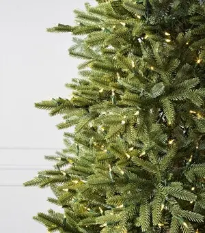 BALSAM HILL Norway Spruce Led Christmas Tree