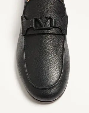 Valentino Garavani Vlogo Signature Deer Leather Loafer