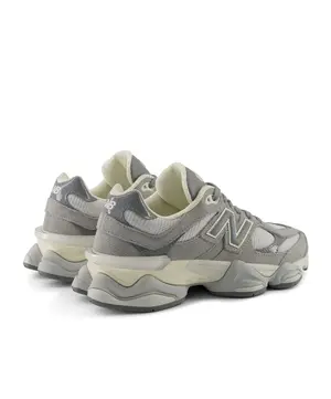 NEW BALANCE 9060 Sneakers