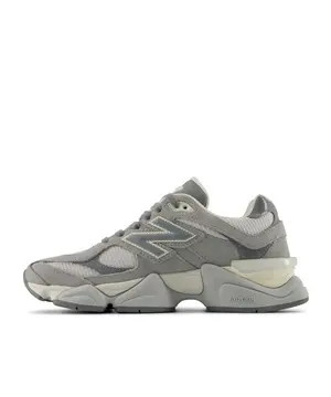 NEW BALANCE 9060 Sneakers