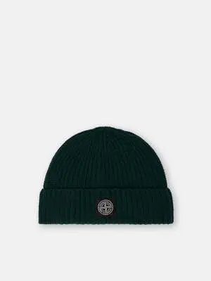 Stone Island Ribbed Virgin Wool Beanie With Logo Patch - Verde