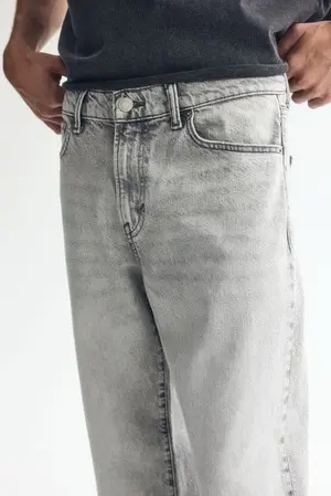H&M Relaxed Fit Straight Leg Denim Jeans - Light Denim Gray