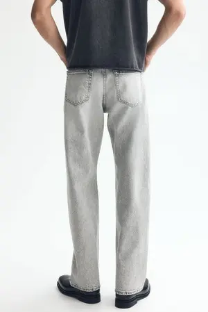 H&M Relaxed Fit Straight Leg Denim Jeans - Light Denim Gray