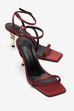 PROLOGUE SHOES Sone Stiletto Ankle Strap Sandal - Dark Red