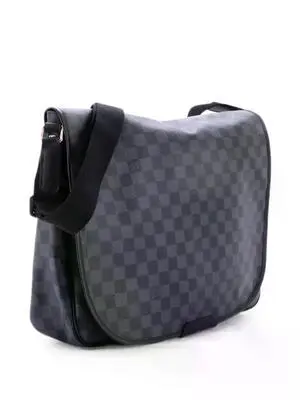 LOUIS VUITTON Daniel Messenger Bag Damier Graphite Gm Crossbody Bag - Black