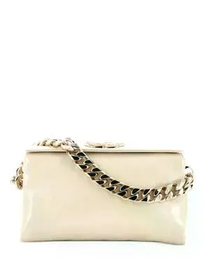 Gucci Gg Soft Chain Handle Bag Patent Small Shoulder Bag - Neutrals