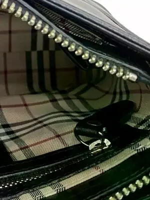 Burberry 2000-2017 Leather Crossbody Bag