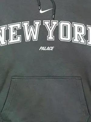 PALACE X Nike New York Hoodie - Grey