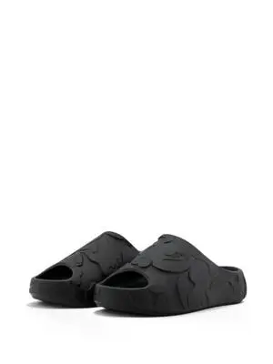 A BATHING APE Camo Embossed Slides - Black