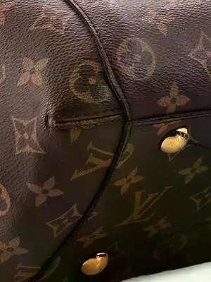 LOUIS VUITTON Montaigne Monogram Canvas Gm Tote Bag - Brown