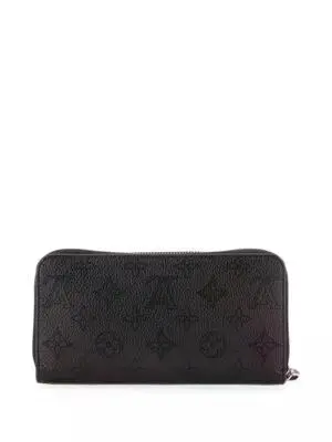 LOUIS VUITTON Zippy Wallet Mahina Leather Small Wallets