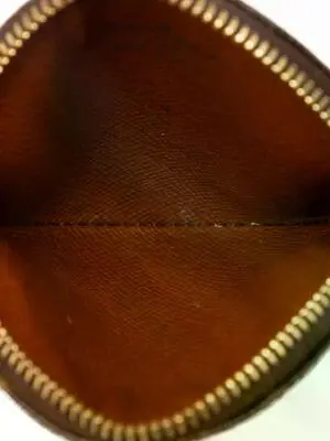 LOUIS VUITTON Monogram Porte Monnaie Round Coin Pouch
