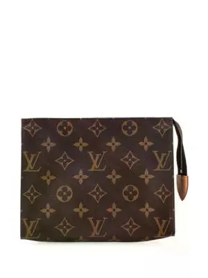 LOUIS VUITTON Toiletry Monogram Canvas 19 Pouch