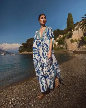 KARMA ON THE ROCKS Kaze Bonsai Linen Kaftan