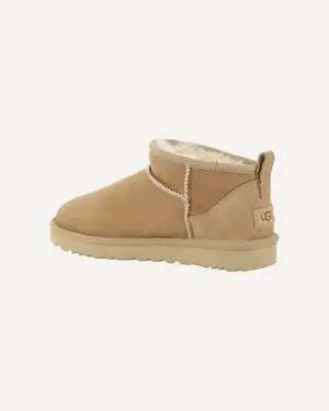 UGG Classic Ultra Mini Boots - Beige