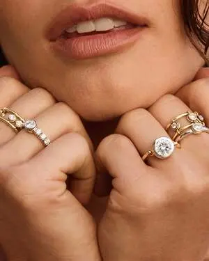 CHELSEA GABRIELLE Diamond Momentum Originé Ring