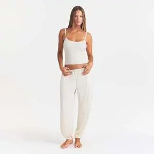 SKIMS Sleep Cami Top - Ecru