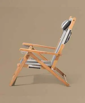 BUSINESS & PLEASURE The Tommy Chair