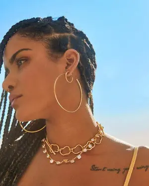 EMMA PILLS Extra Af Her Hoops