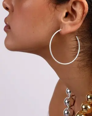 EMMA PILLS Extra Her Hoops