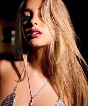 EMMA PILLS Love Drug Necklace