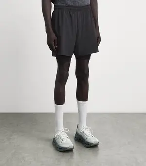 On 2-in-1 Train Shorts