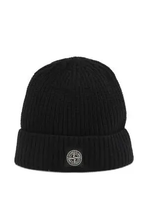 Stone Island Ribbed Wool Beanie With Logo Patch - Nero
