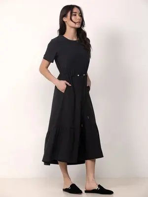 SINGLE STITCH Tiered Midi Dress