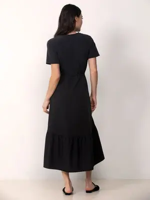 SINGLE STITCH Tiered Midi Dress