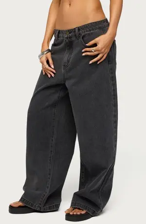 EDIKTED Nichol Low Rise Baggy Jeans