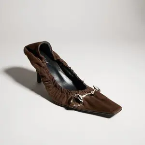 Gucci Vittoria Pump With Elastic Suede
