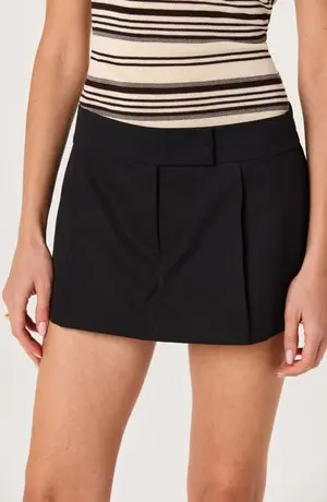 Astr The Label Michele Pleated Cotton Shorts