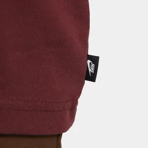 Nike Sportswear Premium Essentials Long-sleeve T-shirt - Red