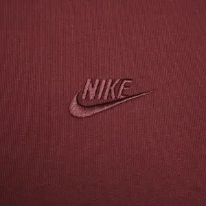Nike Sportswear Premium Essentials Long-sleeve T-shirt - Red