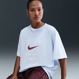 Nike Essentials Loose T-shirt