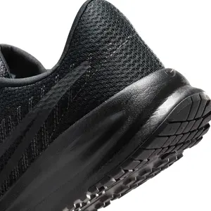 Nike Run Defy Road Running Shoes