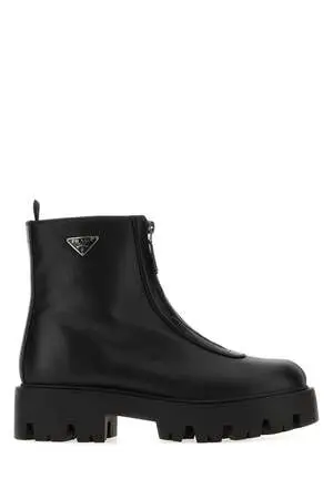 Prada Leather Ankle Boots With Zip Closure - Black