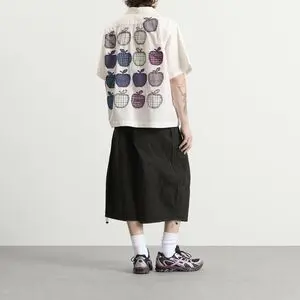 STORY MFG. Hand Applique Greetings Shirt