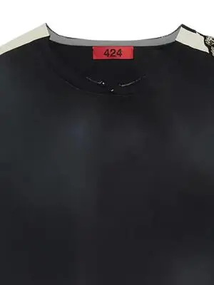 424 Layered-sleeve Crest-patch T-shirt