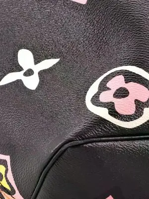 LOUIS VUITTON Neverfull Mm Wild At Heart Monogram Giant Tote Bag - Black