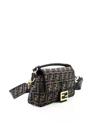 Fendi Baguette Nm Zucca Canvas Medium Shoulder Bag - Brown